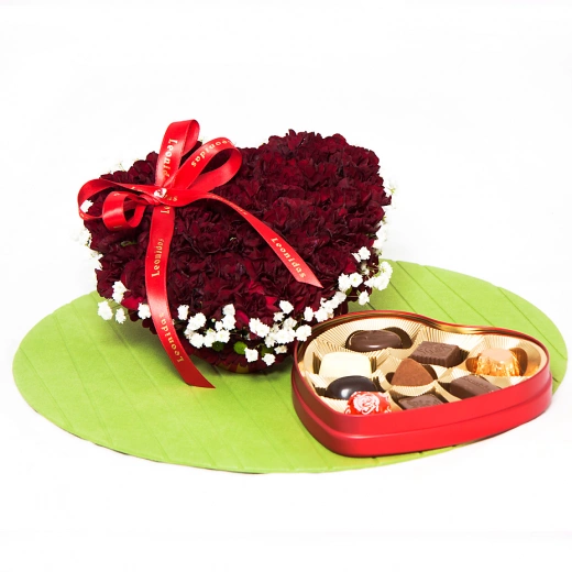 Comandă Online Buchet Inima de flori si bomboane Leonidas – FlorideLux