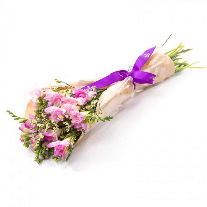 11 frezii roz in buchet