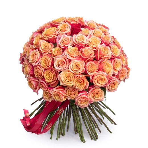Buchet 100 trandafiri portocalii si unul rosu