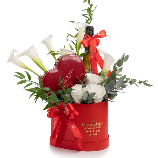 Cutie inima flori albe, praline si Prosecco AMI